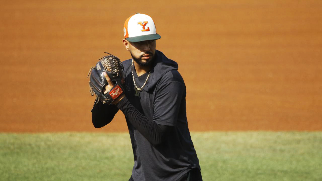 José Luna y Edwin Escobar al roster melenudo